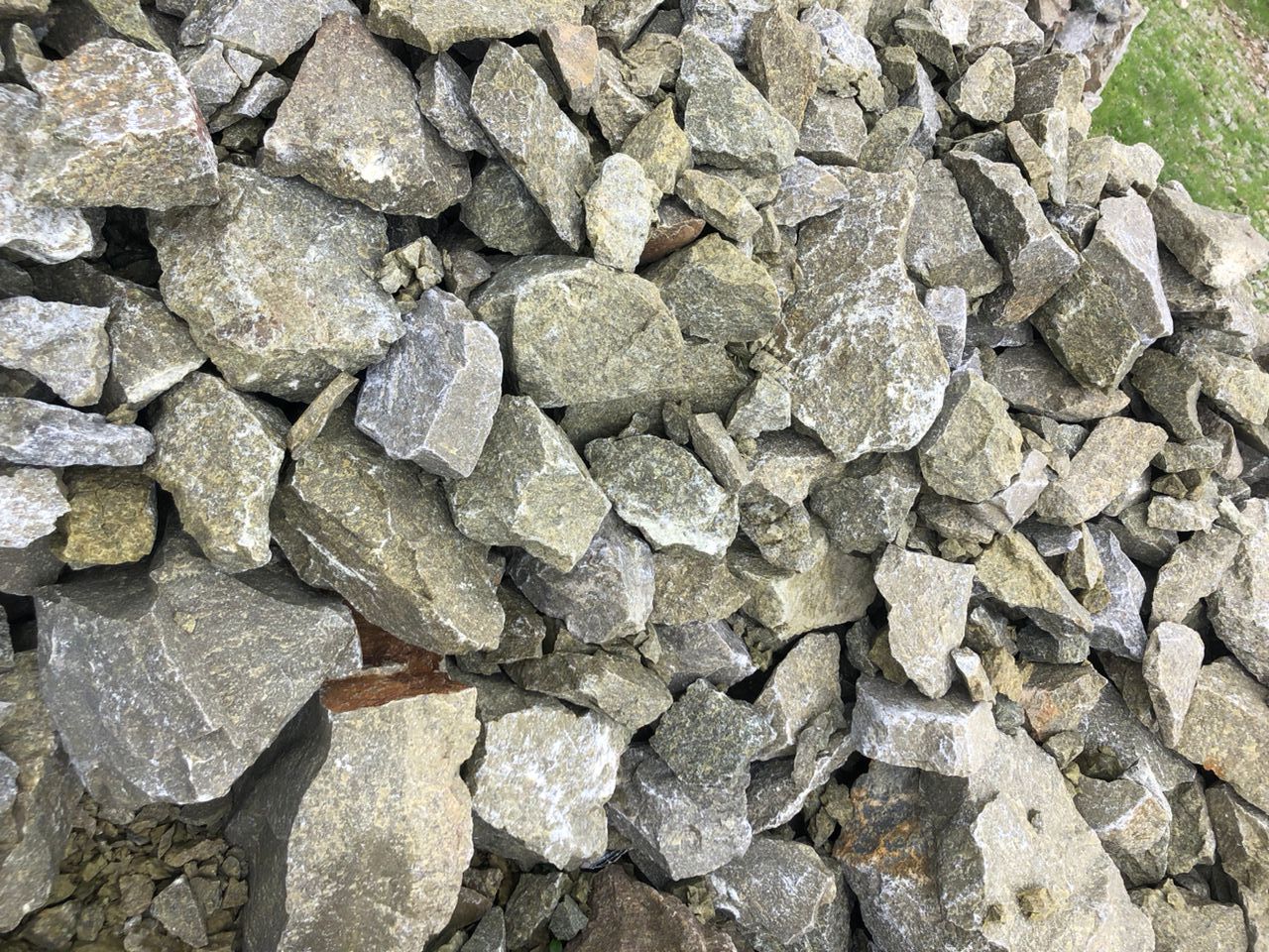 Aluminium Silicate / Pyrophyllite || Avani Group of Industries